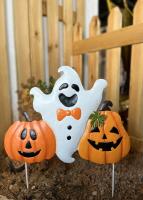 China Space At Metal Halloween Ornaments - Small/Medium Size Pumpkin & Ghost Decorations with 100pc MOQ for sale