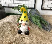 China Colorful Polyresin Garden Ornaments - Rustproof UV-Resistant Outdoor Decor in Various Sizes 500pcs Minimum Order for sale