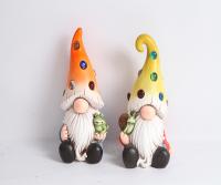 China Colorful Polyresin Garden Ornaments - Rustproof UV-Resistant Outdoor Decor in Various Sizes 500pcs Minimum Order for sale