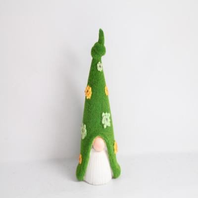 China Custom Polyresin Garden Ornaments with LED Lighting - Weatherproof Outdoor Decor in Multiple Colors for sale