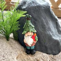 China Space At Fade Resistant Polyresin Garden Ornaments - 500 Pcs Minimum Order with Weatherproof UV Resistant Design for sale