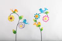 China Handcrafted Metal Outdoor Garden Decorations Durable Flower Inserts Customizable for sale