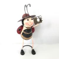 China Metal Vintage Aged Bee Ornament Garden Iron Decoration OEM for sale
