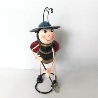 China Bee Ornament High Weather Resistance Metal Garden Decorations Add a Touch of Nature to Your Garden for sale