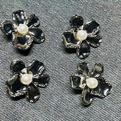 China Solid Pattern Garment Accessory 7.1g Fashion Style Durable Lightweight Component for Clothing Enhancement for sale