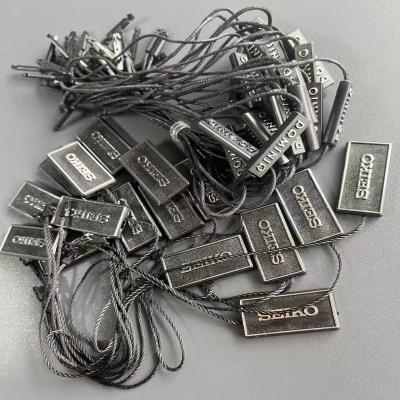 China 100 Pieces Garment Swing Tags Lightweight 0.1 Ounces Durable Customizable Tags Designed for Clothing Labeling and Apparel for sale
