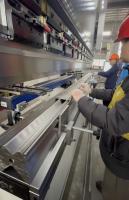 China 300 ton 3200 mm press brake bending machine for sale