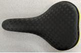 China Water Resisting Custom Leather Bike Saddle Road Bicycle Saddle Easy To Install for sale