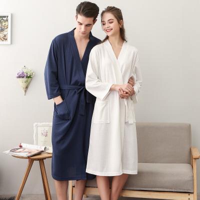 China Cheap Quilted Lightweight Women's Bathrobe Long Robe Nightgowns Breathable Women Sleepwear Sets for sale