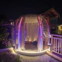 China Sunshade PC Clear Transparent High Frequency Attenuation Outdoor Bubble Tents for sale