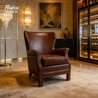 China Vintage Mahogany Leather Wingback Chair Classic British Single Armchair with Nailhead Trim for Office & Cigar Lounge for sale