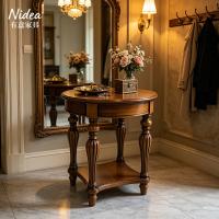 China Traditional Solid Wood Round End Table 2-Tier Vintage Side Table with Carved Fluted Legs Classic Living Room Sofa Table for sale