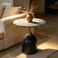 China Luxury Round Accent Side Table Faux Stone or Glass Top with Hammered Metal Base Decorative Bedside Coffee Table for Living Room for sale