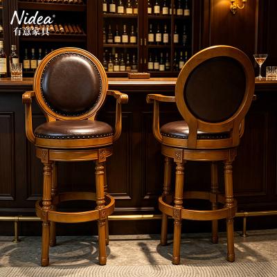 China Luxury Solid Wood Swivel Bar Stool Classic Round Back Leather Counter Chair Traditional Vintage High Stool for Home Bar for sale