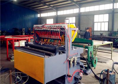 China Pneumatic Control Auto Fence Mesh Welding Machine High Accurate Operation for sale