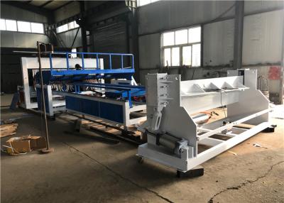 China 2 - 5 Mm Wire Fence Mesh Welding Machine In Rolling And Panel Electronic Control for sale