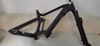 China 27.5+ 29 Boost Enduro Full Suspension E Bike Frame Full Carbon Electric Bike Frame for sale