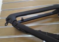 China Boost 27.5er/29er Carbon Trail/AM Full Suspension Frame 140mm Mountain Bike 148x12 thru-axle for sale