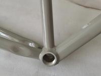 China Wide Tire Stock Gravel Bike Frame 700x45c Lightweight Beach Bicycle for sale