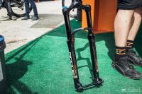 China 27.5er Boost Mountain Bike Fork RST Rogue 110 160mm travel Enduro Air Suspension for sale