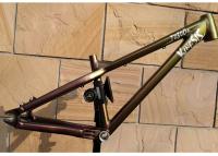 China 26er Aluminum BMX Dirt Jump Bike Frame Strengthened 100-120mm Travel for sale