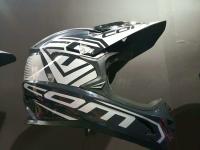 China Lightweight MTB Bicycle Mountain Bike Full Face Adult Downhill Helmet for sale