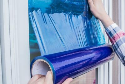China UV Resistant PE Protective Film 50 Micron Rubber Based Adhesive Residue Free Surface Protection for sale