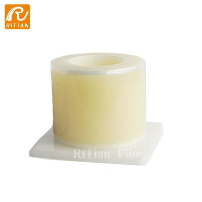 China No Residue Medical Barrier Film Roll Disposable 4x6 Inch 1200pcs Sticky Non Sticky Edge for sale
