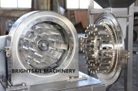 China Calcium Citrate & Magnesium Lactate Universal Crusher Pharma Grade Universal Grinding Machine for sale
