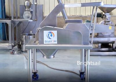 China Industrial Herb Iso Powder Grinder Machine 500kg Per Hour Licorice Making for sale