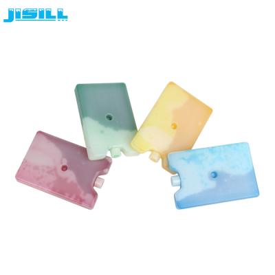 China Safe Food Grade Plastic Reusable Ice Packs For Coolers Easy To Clean for sale