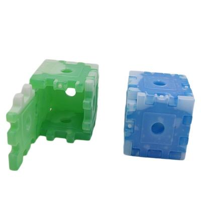 China Spliced Small Ice Blocks  With Cooling SAP Inside For Chilling And Freezing Food for sale