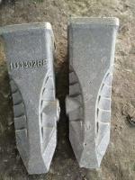 China TIG brand bucket teeth of Carbon Steel Herringbone Casting 315 Bucket Teeth 1U3302RE for sale