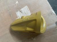 China TIG brand bucket teeth of K40RC Komatsu Hensley Type Excavator Bucket Teeth Alloy Steel Material for sale