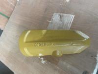 China TIG brand bucket teeth of K40RC Komatsu Hensley Type Excavator Bucket Teeth Alloy Steel Material for sale