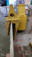 China TIG 2713-1236RC Daewoo / Doosan Solar Rock Bucket Teeth For DH450 DH470 Digger for sale