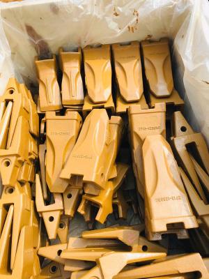 China 2713-1236RC Daewoo / Doosan Solar Rock Bucket Tooth For DH450 DH470 Digger Teeth And Adapter for sale