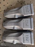 China TIG Brand Casting  Kobleco Sk200 Excavator rock Bucket Teeth SK200RC Durable Material For Earth Moving for sale