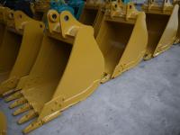 China Excavator Rock Bucket With Teeth , Wheel Loader Bucket For Mining for sale