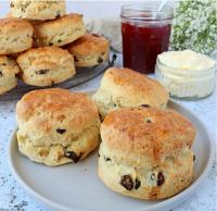 China Papa P160 Automatic Encrusting Machine 220V 2.15kW for 800-1500 Scones Per Hour Production for sale