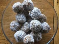 China P160 Multifunctional Energy Ball Rolling Machine 2kW 60-90pcs/min for Coconut Date Protein Balls for sale