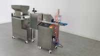 China Compact 3-Row Cracker Production Line 100-280kg/hour with 5000×3000×2200mm Dimensions for sale