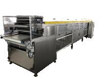 China 1300kg/h Chocolate Enrober Machine with 600mm Belt Width for Finger Biscuit Production for sale
