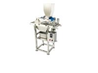China Automatic Coconut Granule Spreader Machine 304 Stainless Steel 1.5kW for sale