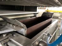 China Pocky Biscuit Chocolate Coating Machine 900 Model 450-500 pcs per Minute for sale