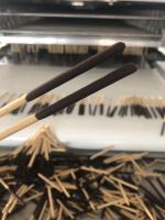China Pocky Biscuit Chocolate Coating Machine 900 Model 450-500 pcs per Minute for sale