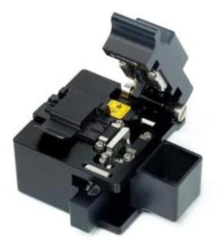 China DA-FC-KT6 Optical Fiber Cleaver with 48,000 Cleave Blade Life and 0.5° Angle Precision for Single Mode Fibers for sale