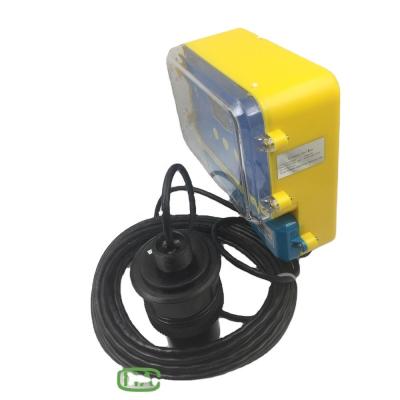 China KCF406 Series IP65 Oil Tank Level Gauge with SAE 5-Bolt Flange Mount for OEM ODM Customization for sale