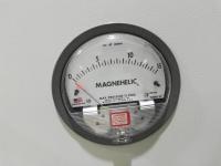 China Dwyer Series 2000 Magnehelic   Differential Pressure Gauge (0–15 cm w.c.) for sale