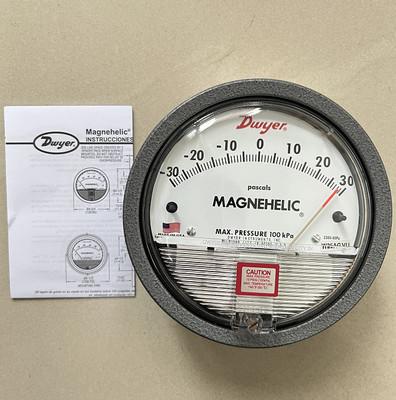 China Dwyer Series 2000 Magnehelic 2300-60PA Differential Pressure Gauge for sale